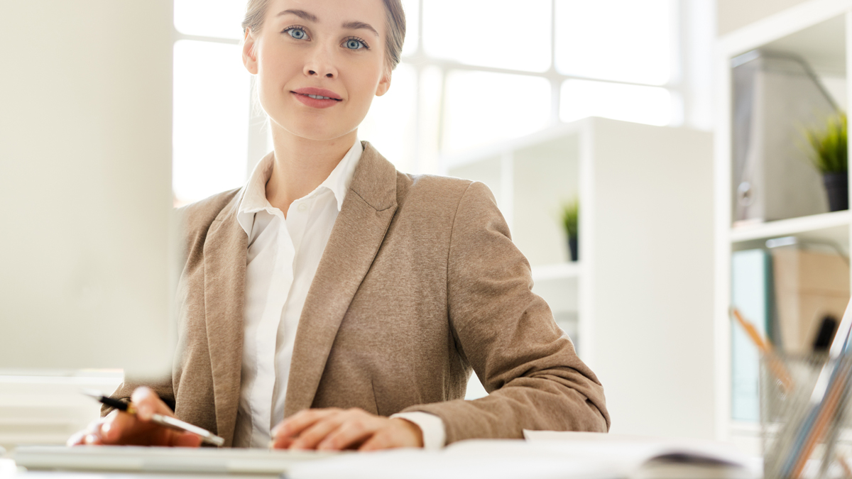 Why Calling a Lawyer Is Always the Smartest Choice - Nerdynaut